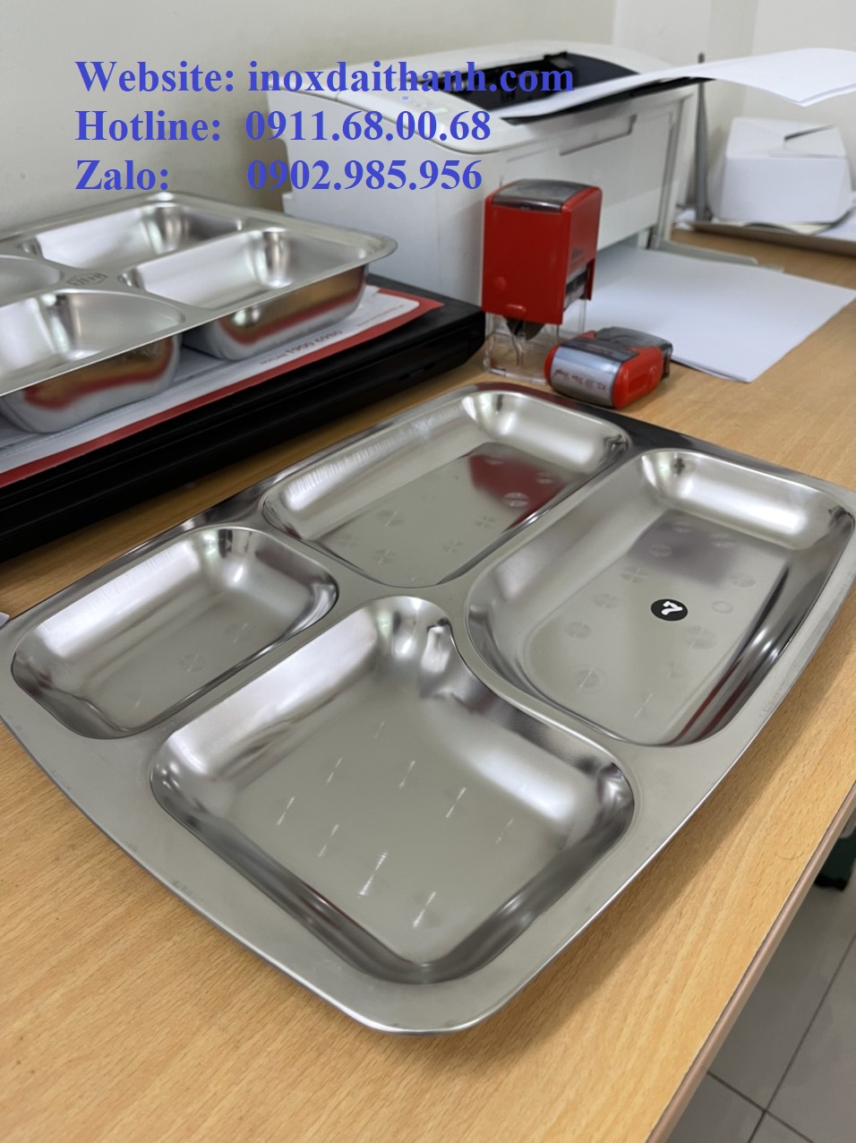 KHAY CƠM INOX 4 NGĂN SÂU LÒNG | KHAY CƠM INOX 4 NGĂN | KHAY INOX 4 NGĂN